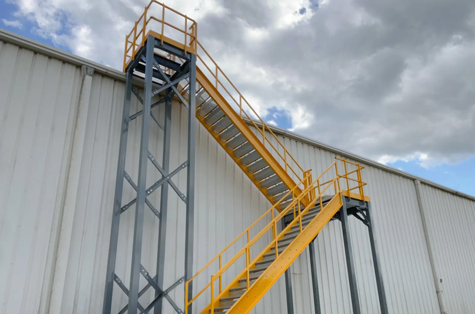Prefabricated Metal Stairs | Customizable Steel Staircases | Panel Built