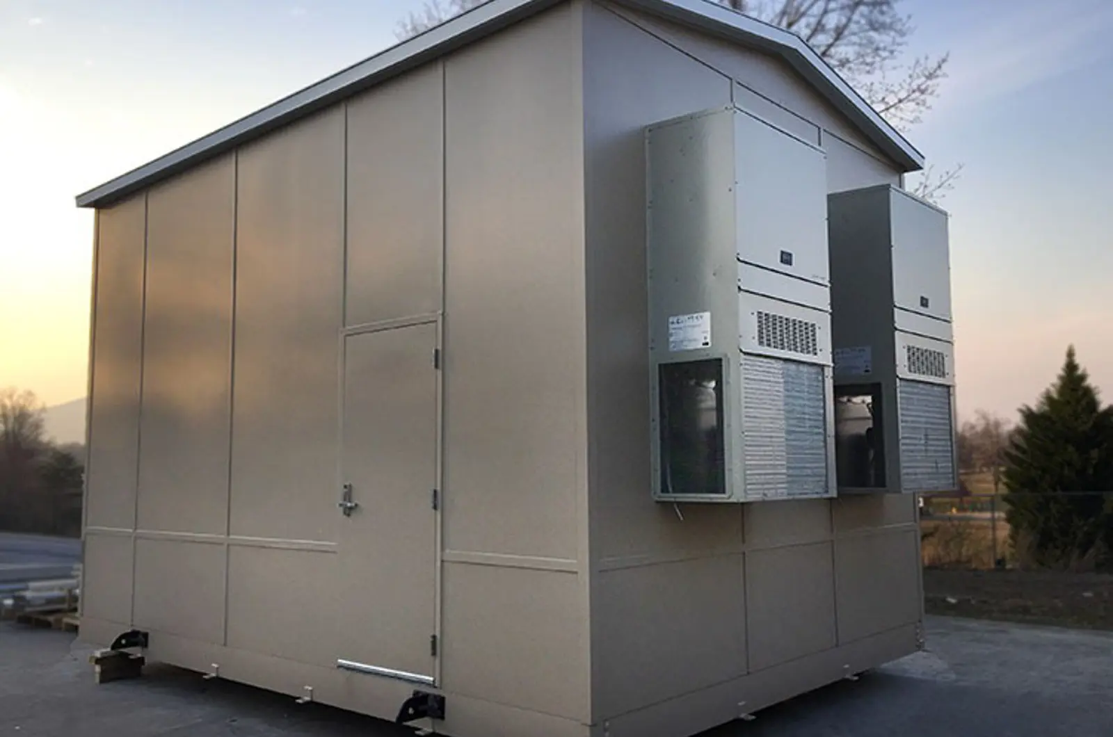 Motor Control Center Buildings | Custom MCC Rooms | Panel Built