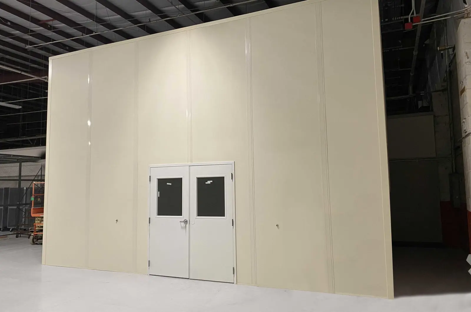 Tall Wall | Modular Temporary Wall | Wall Systems | Panel Built