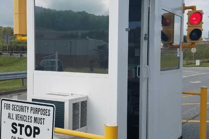 Warm-Up Booths | Employee Warming Booths | Warming Booths | Panel Built
