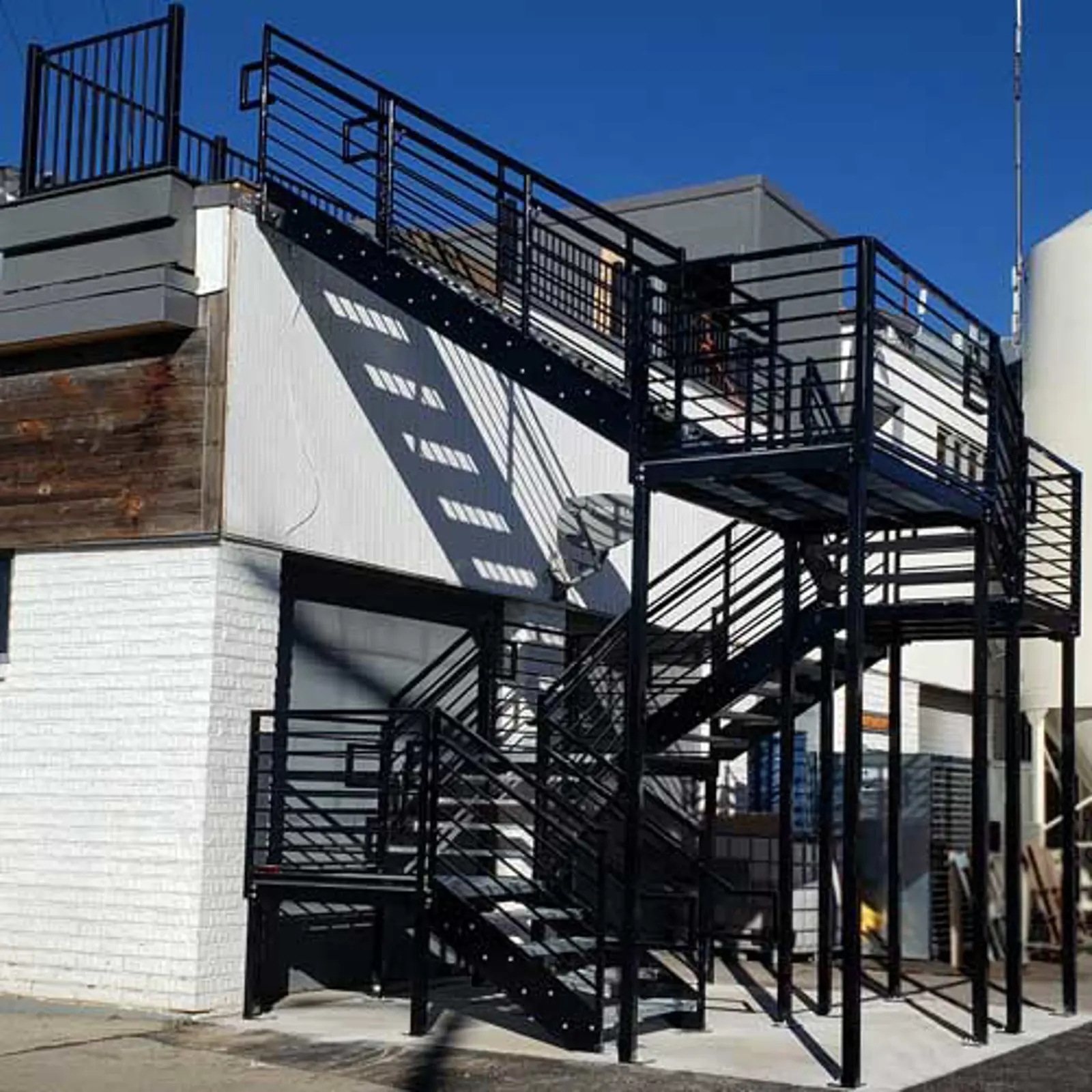 Prefabricated Metal Stairs | Customizable Steel Staircases | Panel Built