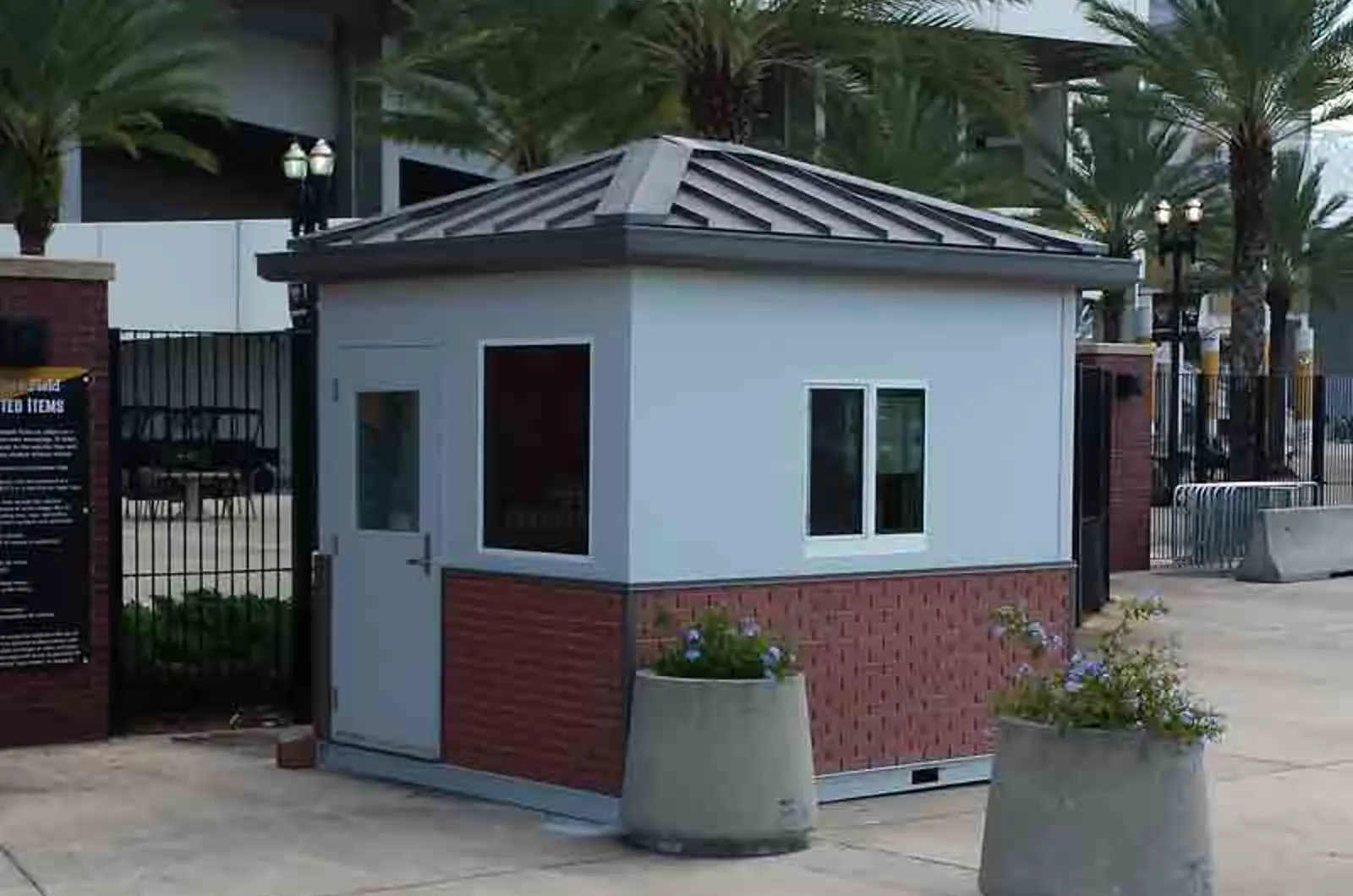 Cashier Booth With Transaction Window | Prefab Cashier Booths | Panel Built