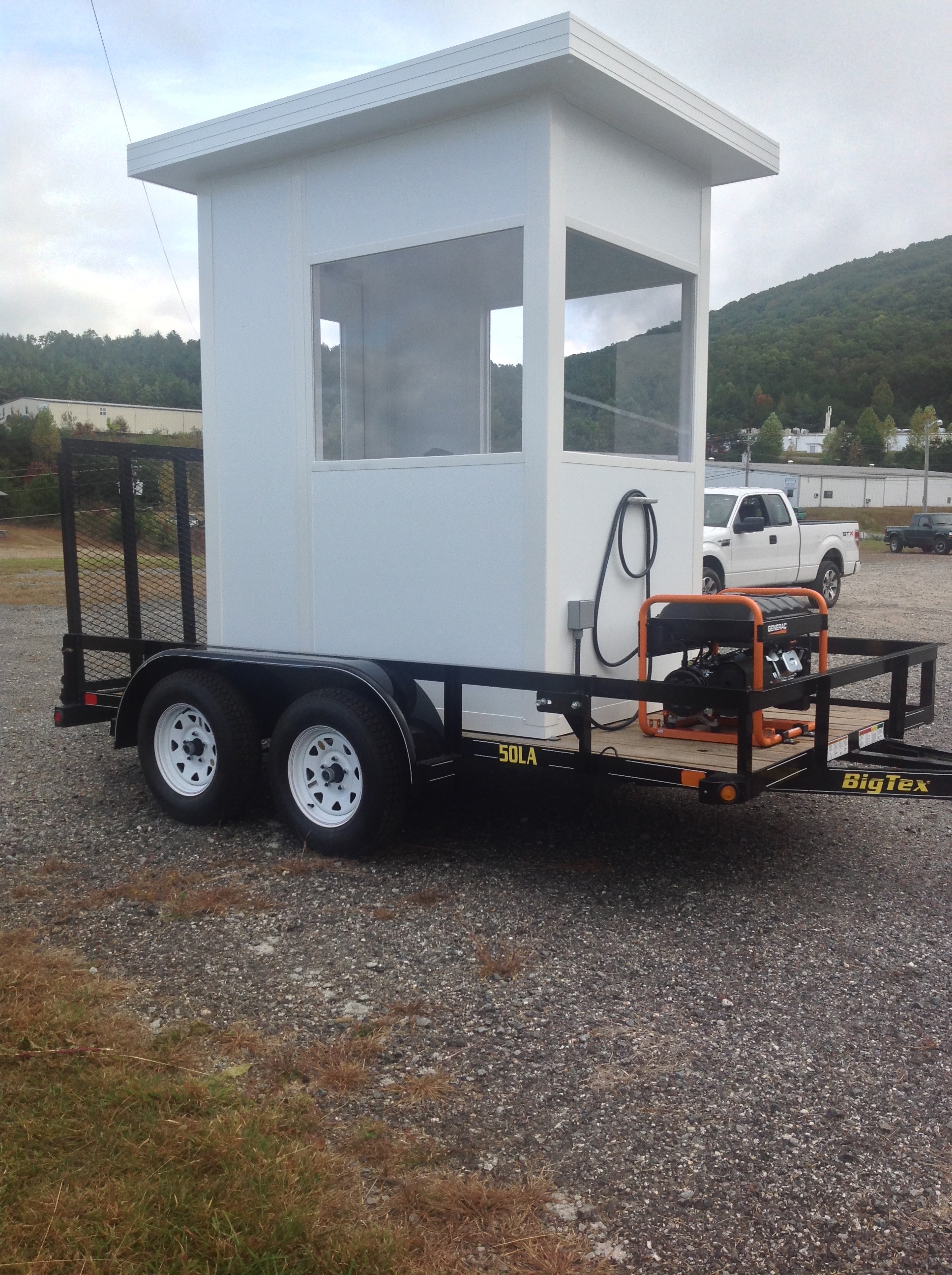 Portable Guard Shacks & Mobile Security Booths | Panel Built