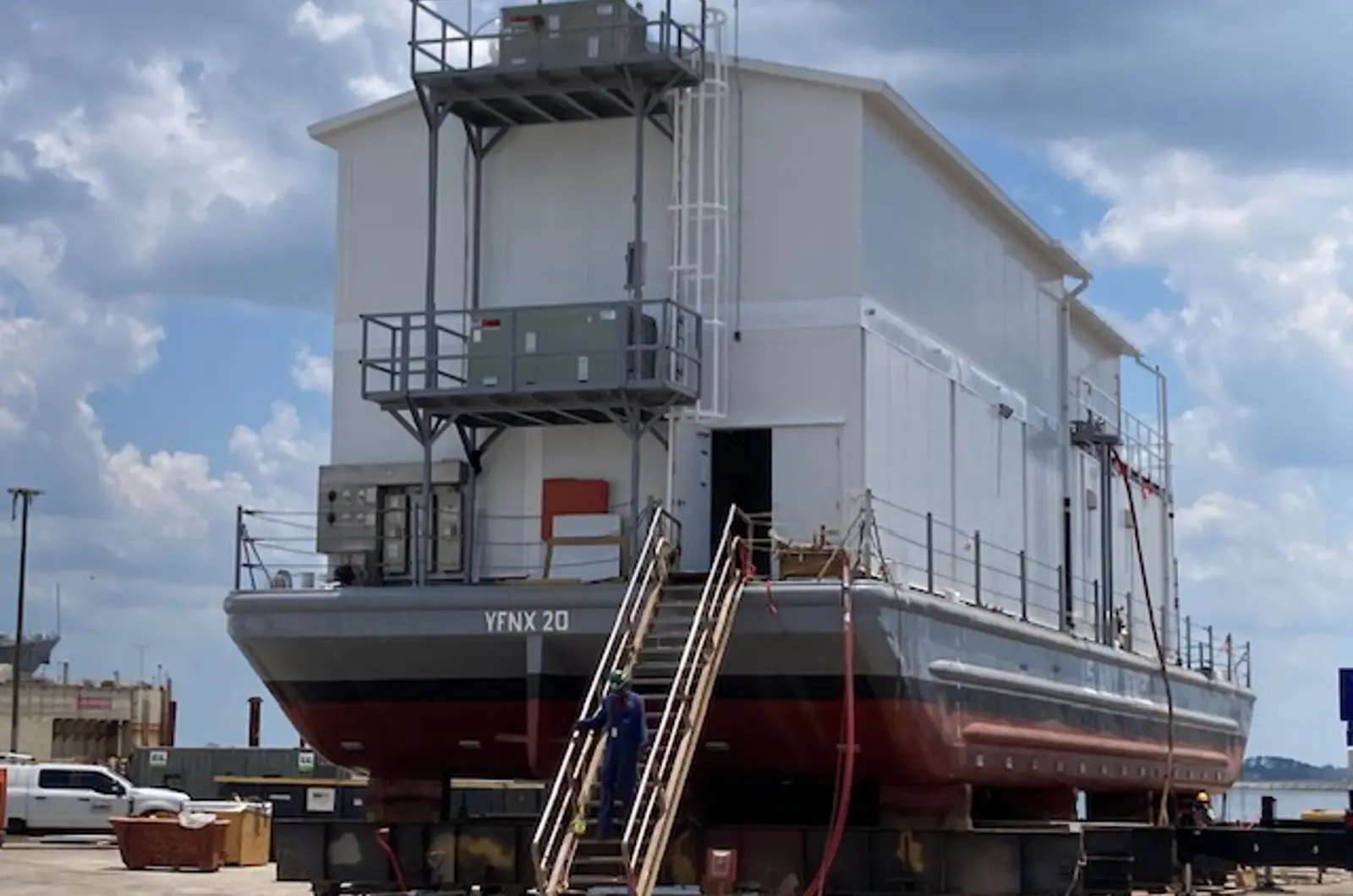 25' x 71' Navy Barge